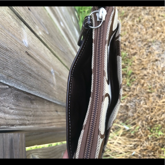 Coach | Bags | Coach Signature Stripe Swingpack Crossbody Bag | Poshmark